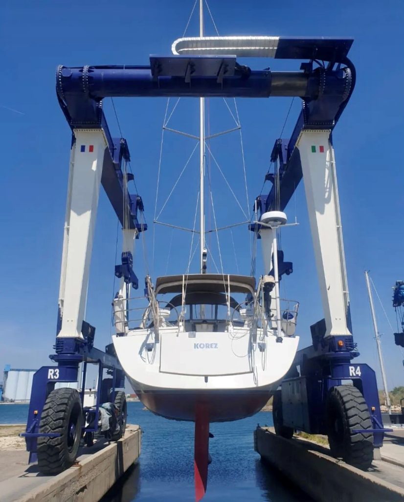 Expansion Lift is the first of its kind in Australia - Superyacht Australia